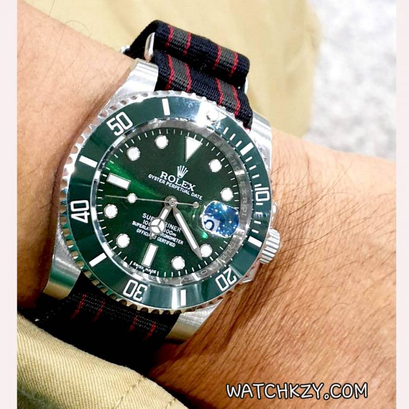 สาย Nato *Real* James Bond (Olive) ดำ-เขียว ขลิบแดง - WatchKzy.com